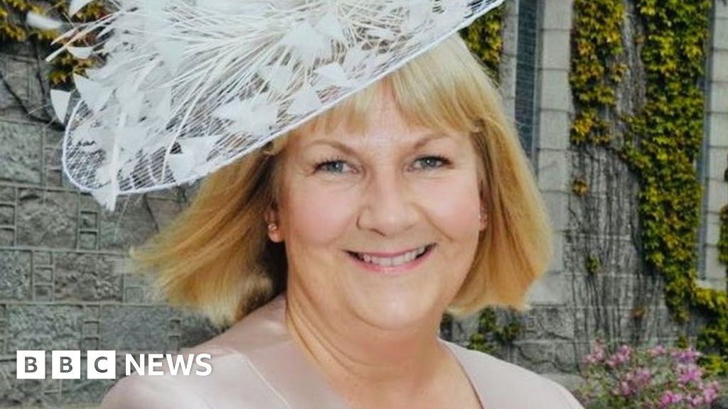 Former police inspector Keith Farquharson faces wife murder charge in ...