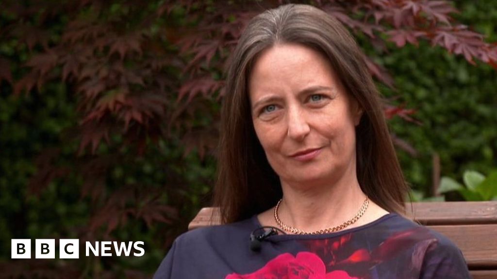 Death threat MP says social media abuse must stop - BBC News