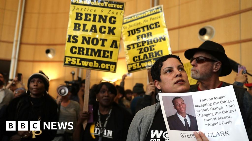 Stephon Clark: Protests over police shooting shut NBA arena - BBC News