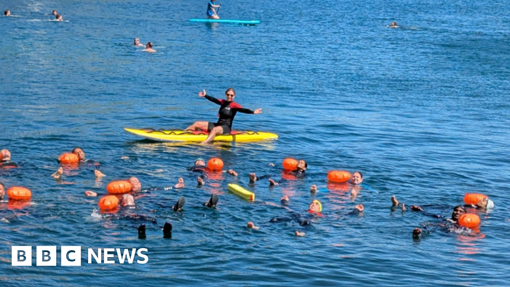 RNLI holds young adult water safety course for Plymouth students