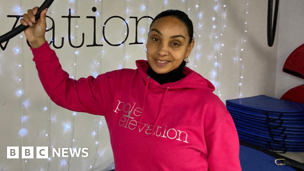 Dance studio concerned over Coventry parking charge rises - BBC News