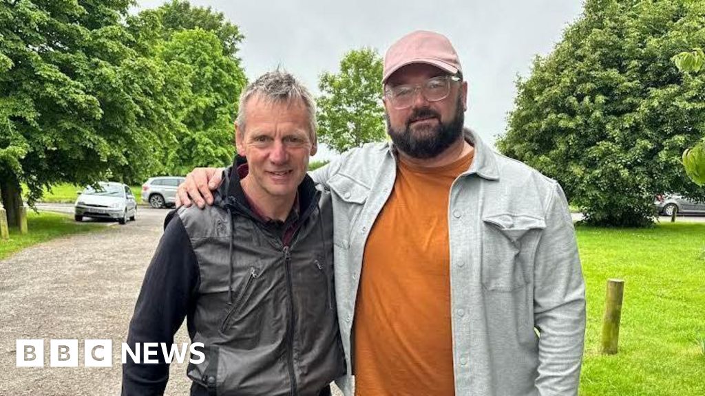 Stuart Pearce appears in England music video filmed in Northampton ...