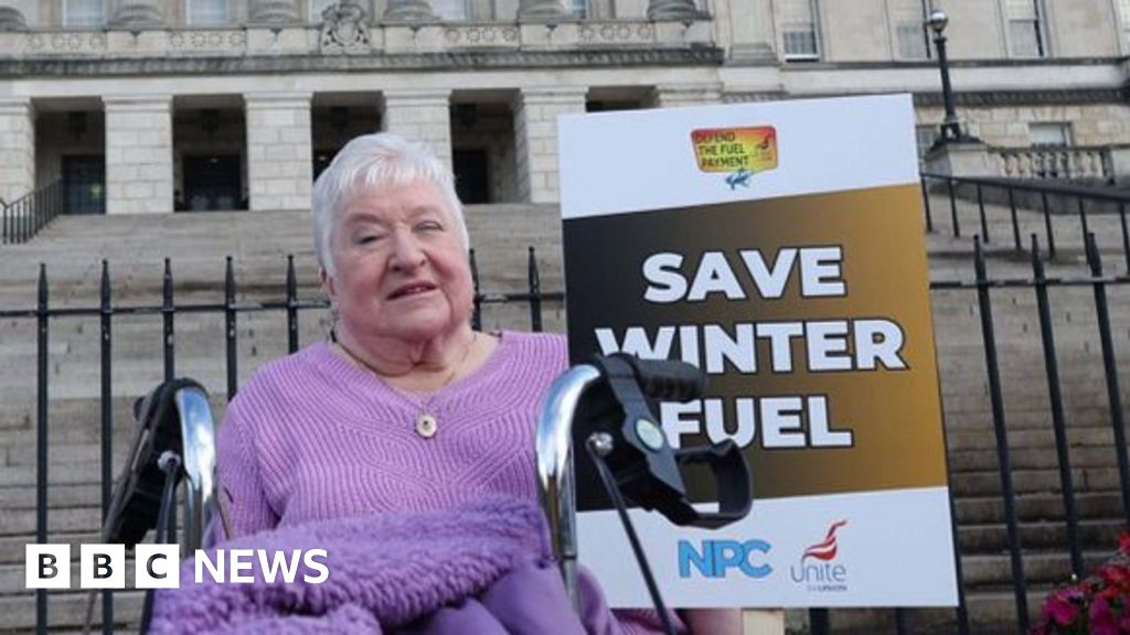 Winter fuel payment: Protest at Stormont calls for restoration - BBC News