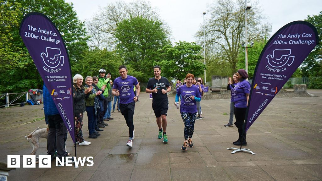 RoadPeace: Crystal Palace walk honours those killed on UK roads - BBC News