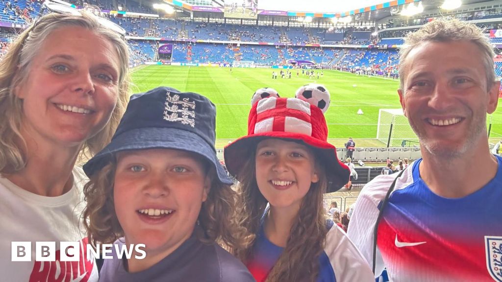Caversham family extended Swiss holiday to watch Euros final - BBC News
