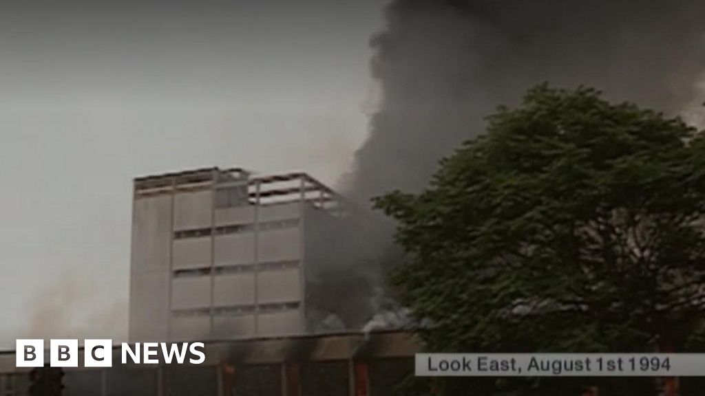 Norwich library fire remembered 30 years on - BBC News
