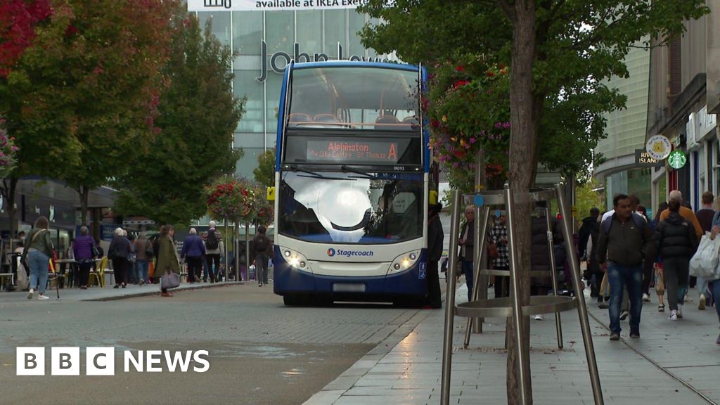 Devon County Council spending £2.8m to improve bus services - BBC News