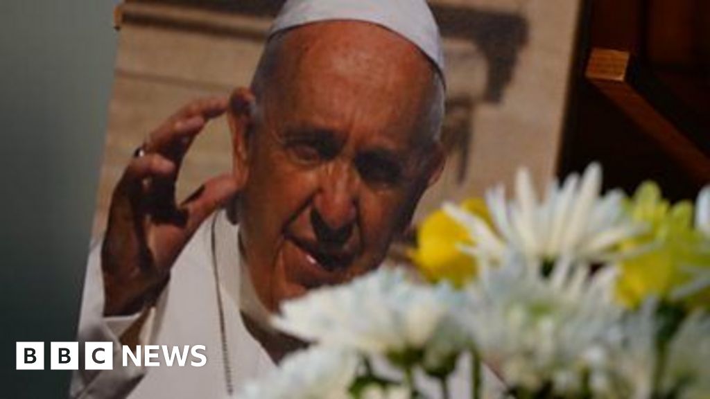 Watch: Church leaders in Wales pay tribute to Pope Francis - BBC News