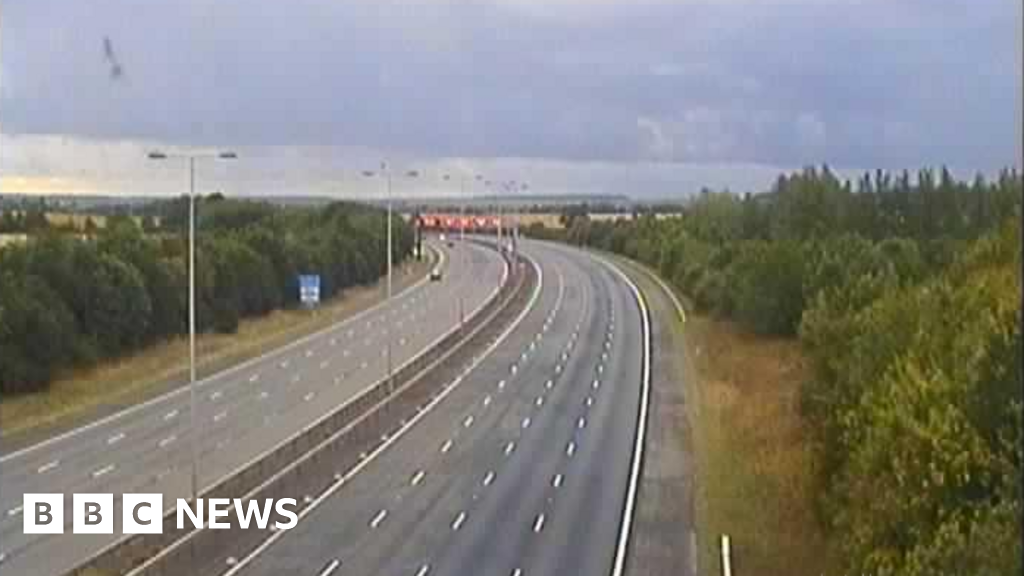 Sheffield boy, 16, killed in A1(M) Alconbury Hill crash - BBC News