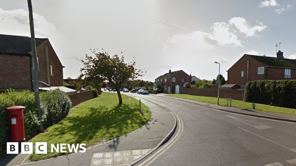 Chelmsford woman died of 'blunt force trauma' - BBC News