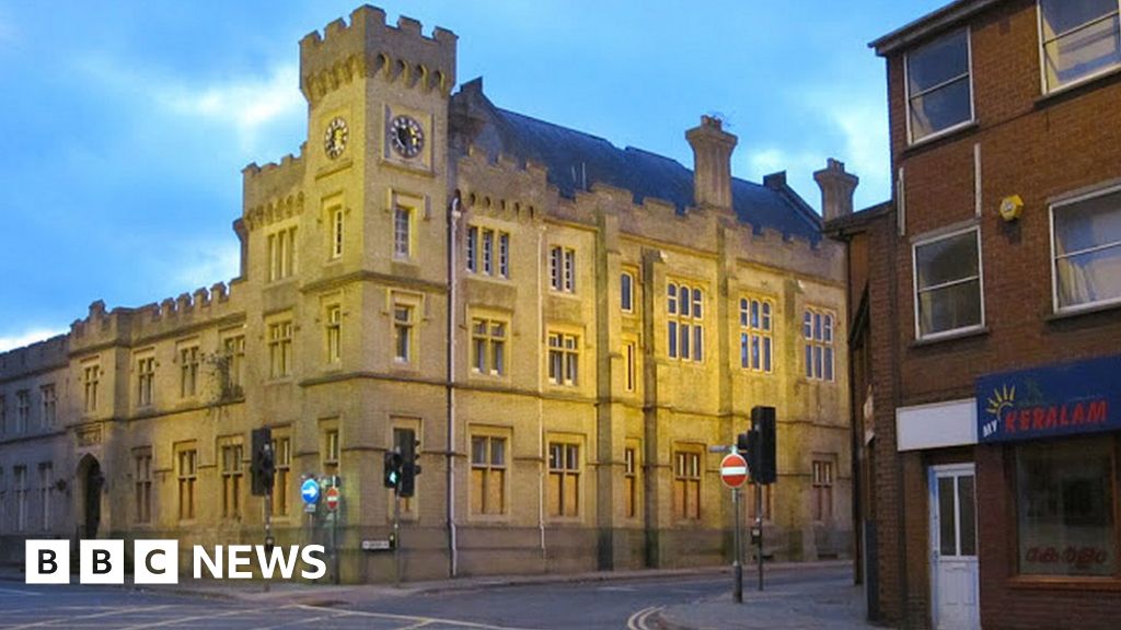 Ipswich County Hall: Urgent repairs needed to save derelict ex-HQ - BBC ...