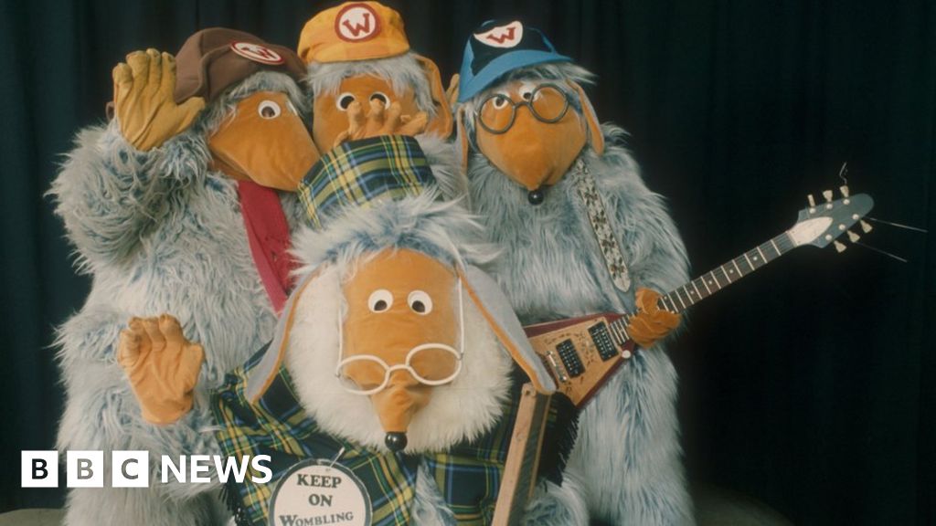 Fake Hertfordshire Ulez signs that QR link to Wombles tune removed ...