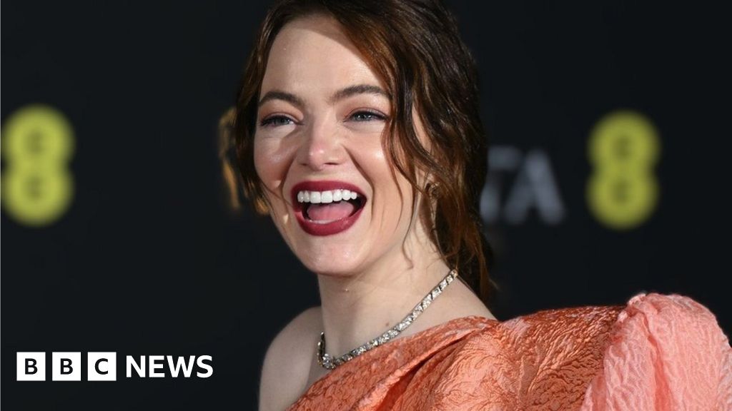 Quiz of the week: What word did Emma Stone have trouble saying? - BBC News