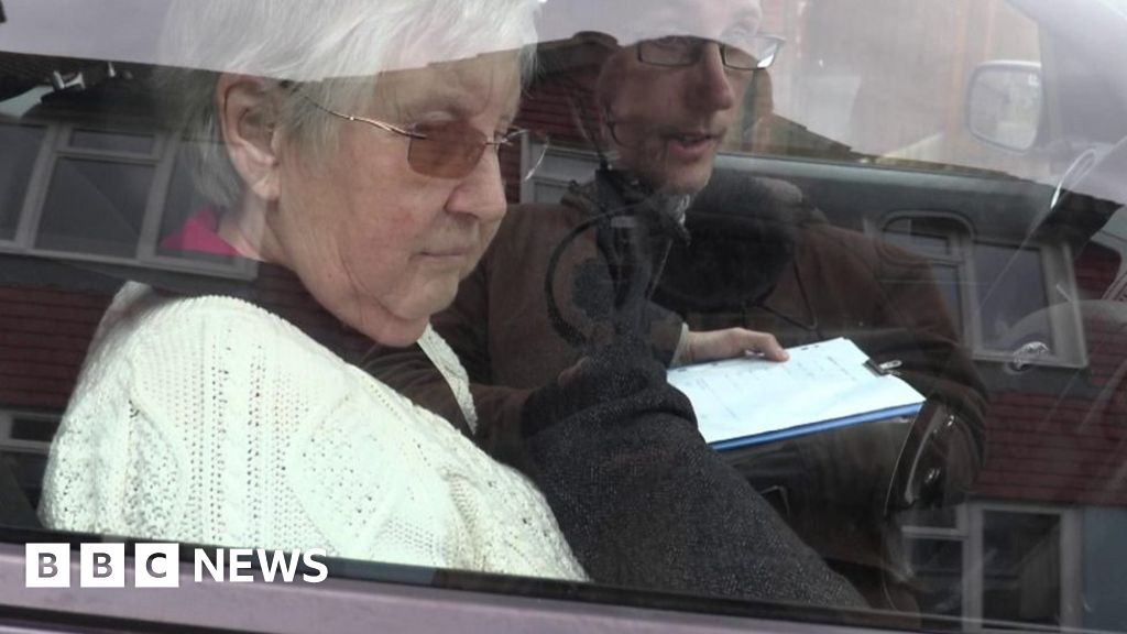 Inside the disability driving school - BBC News