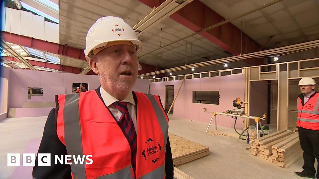 Andy McDonald: Labour offers 'tremendous transformation' - BBC News