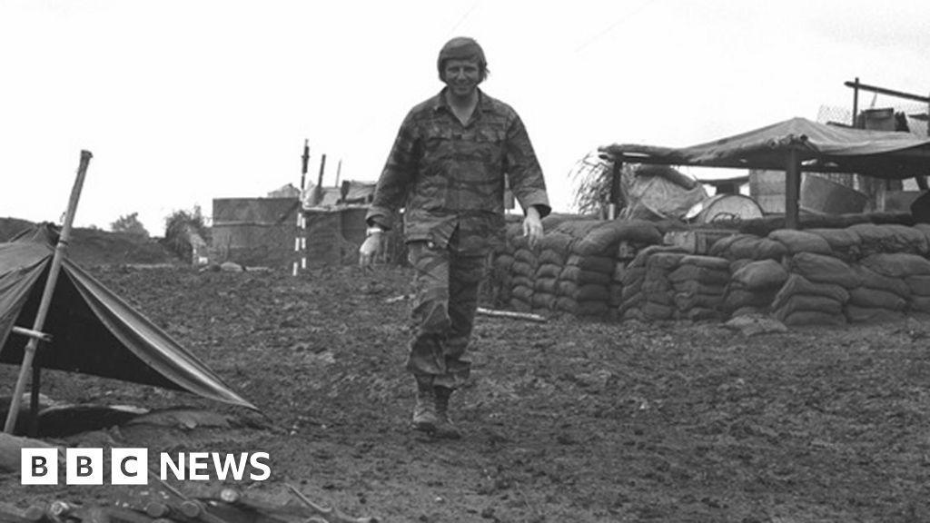 A one-man rescue mission in Vietnam War - BBC News