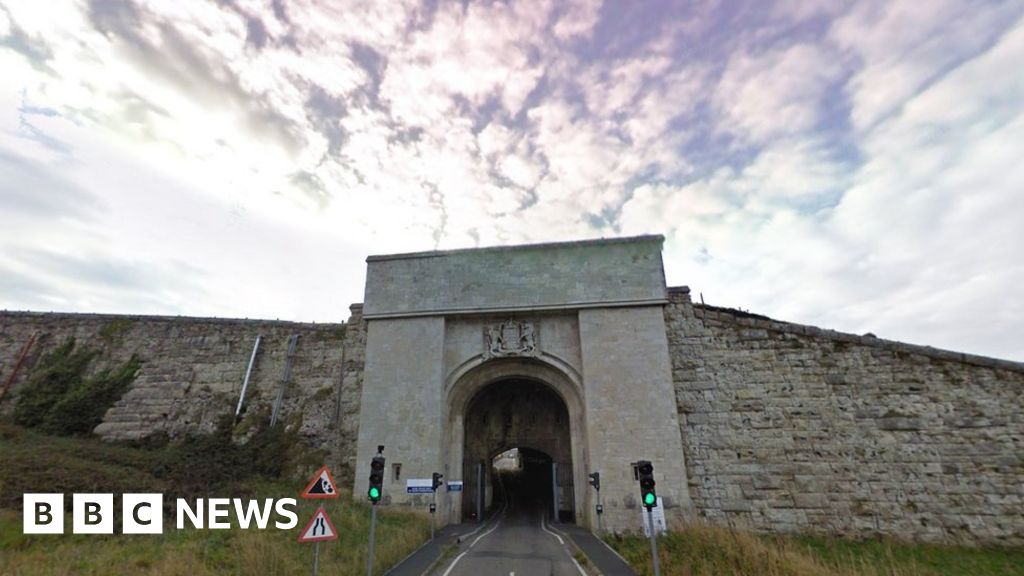 HMP The Verne inmates need more purposeful activity, report says - BBC News