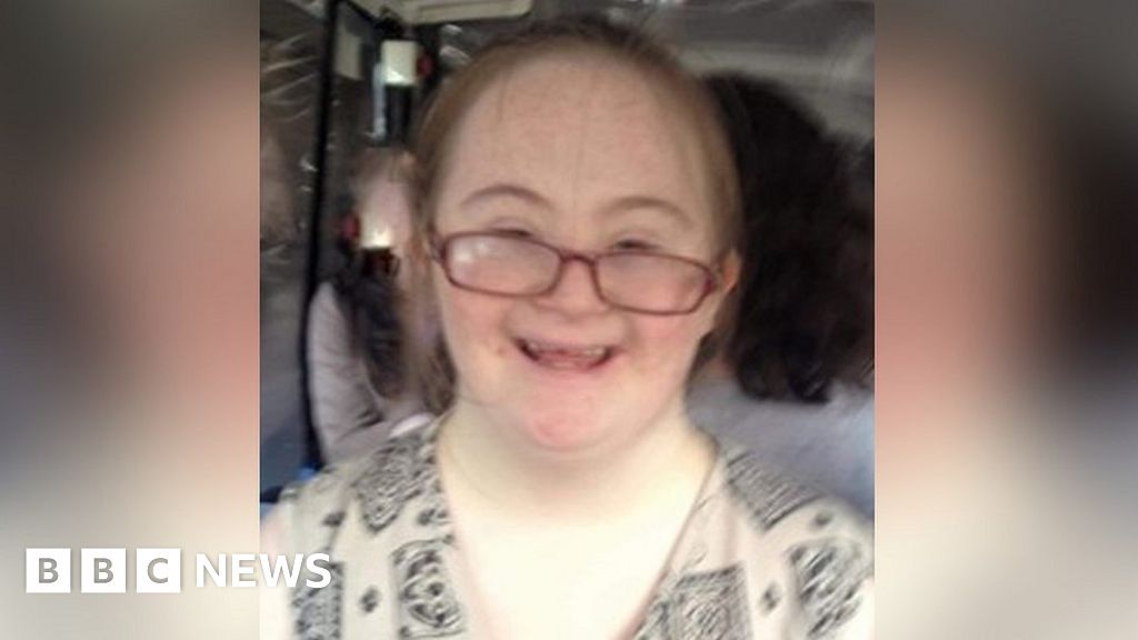 Blackpool woman's death: Pair charged with manslaughter - BBC News