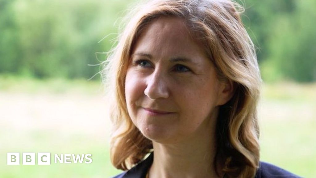 MP Anna McMorrin: My experience in coercive relationship - BBC News