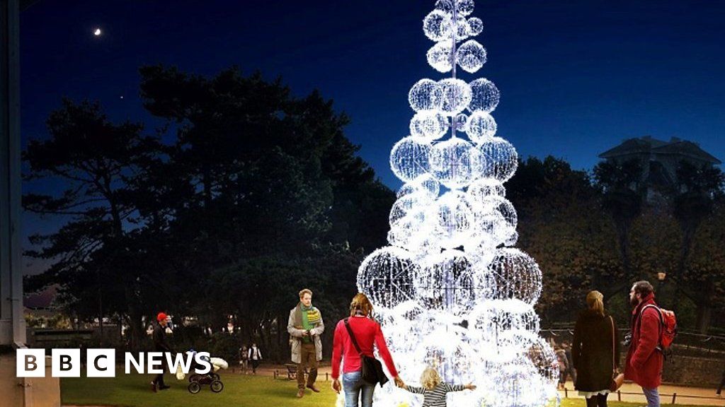 Bournemouth's Christmas Wonderland has a million light bulbs - BBC News