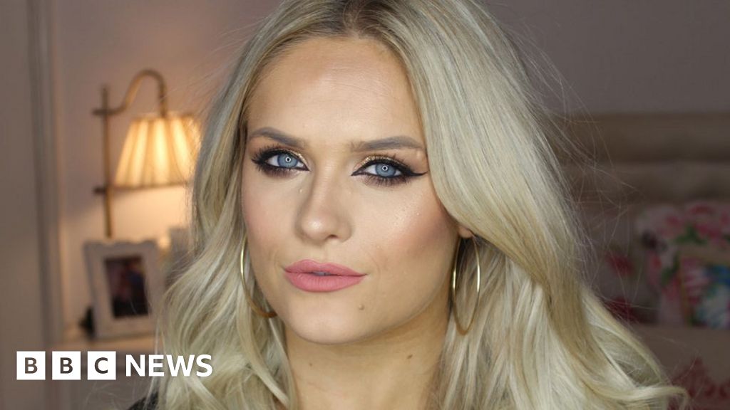 'Too pretty to be in a wheelchair' - BBC News