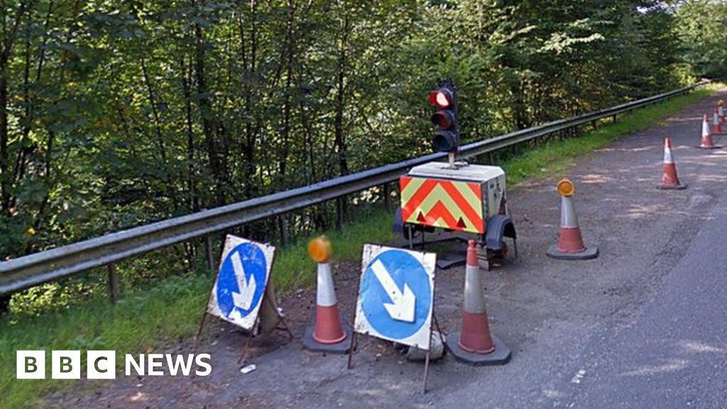 'Temporary' lights between Thornhill and Sanquhar to go after five years