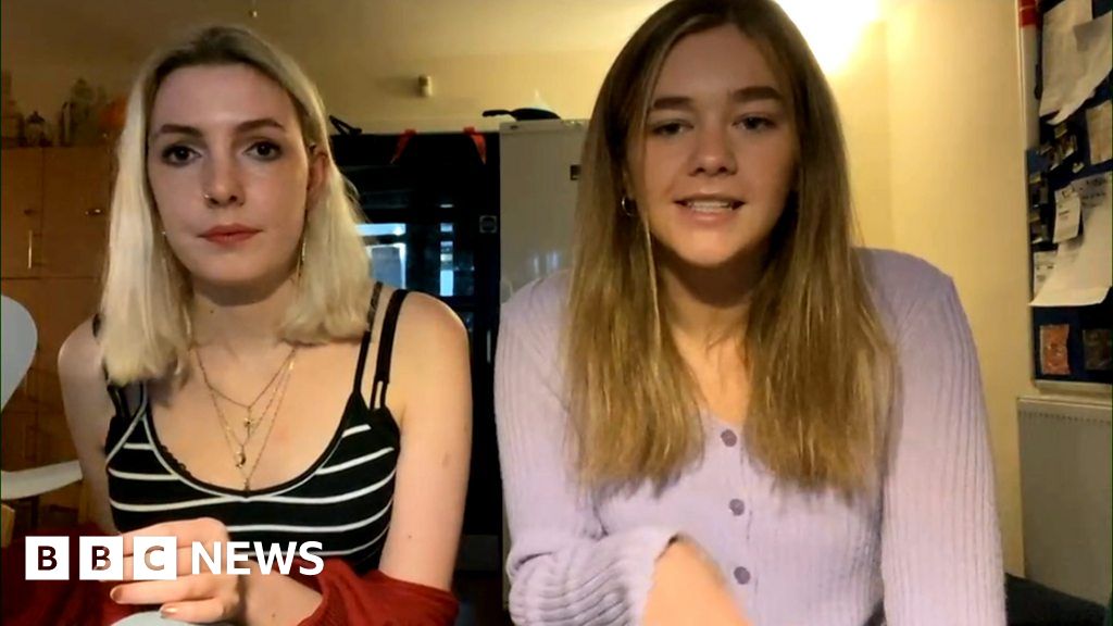 Isolating students: 'It just hit us we're inside for two weeks' - BBC News Isolating students: 'It just hit us we're inside for two weeks' - BBC News