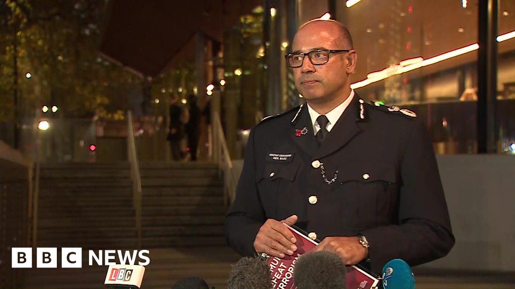 London Bridge stabbing 'declared terrorist incident'