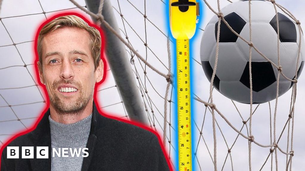 Peter Crouch plays Euros quiz Taller or shorter - BBC News
