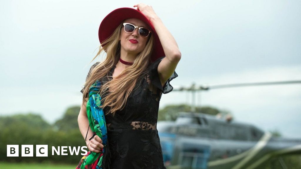 Inbetweeners' Emily Head joins Emmerdale cast - BBC News