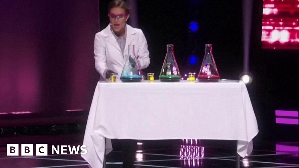 Miss America 2020 Biochemist Wins Crown After On Stage Science