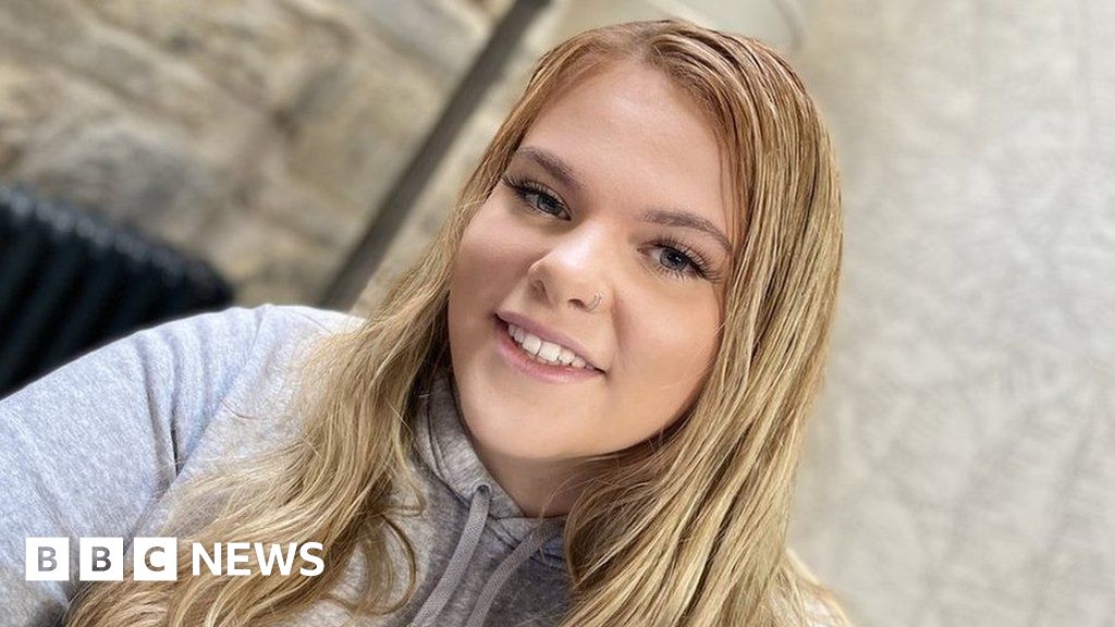 Bridgwater family 'determined to keep teen's memory alive' - BBC News