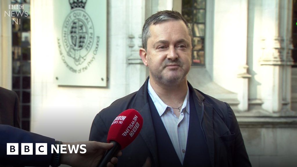 Gareth Lee: 'It made me feel like a second-class citizen' - BBC News