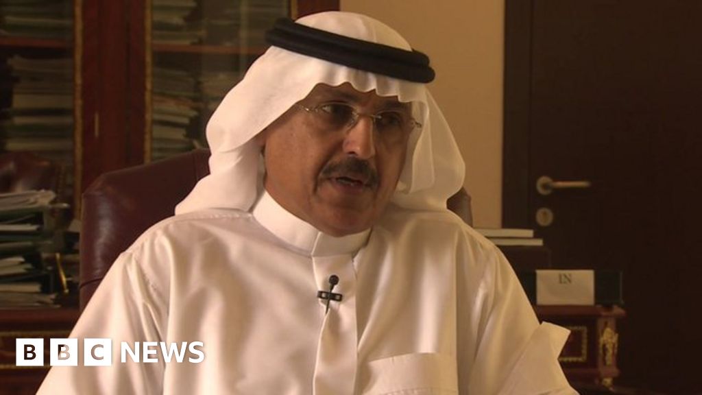 Syria conflict: Russia's intervention a 'dangerous escalation' - BBC News