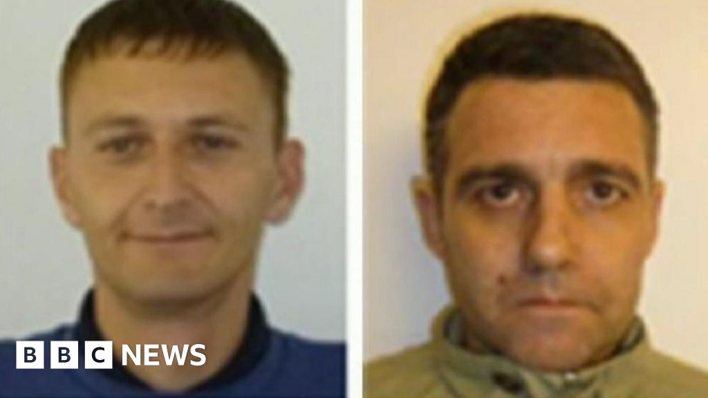 Second escaped prisoner Michael Forster hands himself in - BBC News