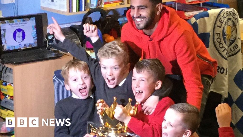 Leicester City's Riyad Mahrez surprises viral video kids - BBC News