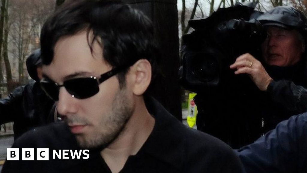 Shkreli 'would remain silent' at US drugs prices hearing - BBC News
