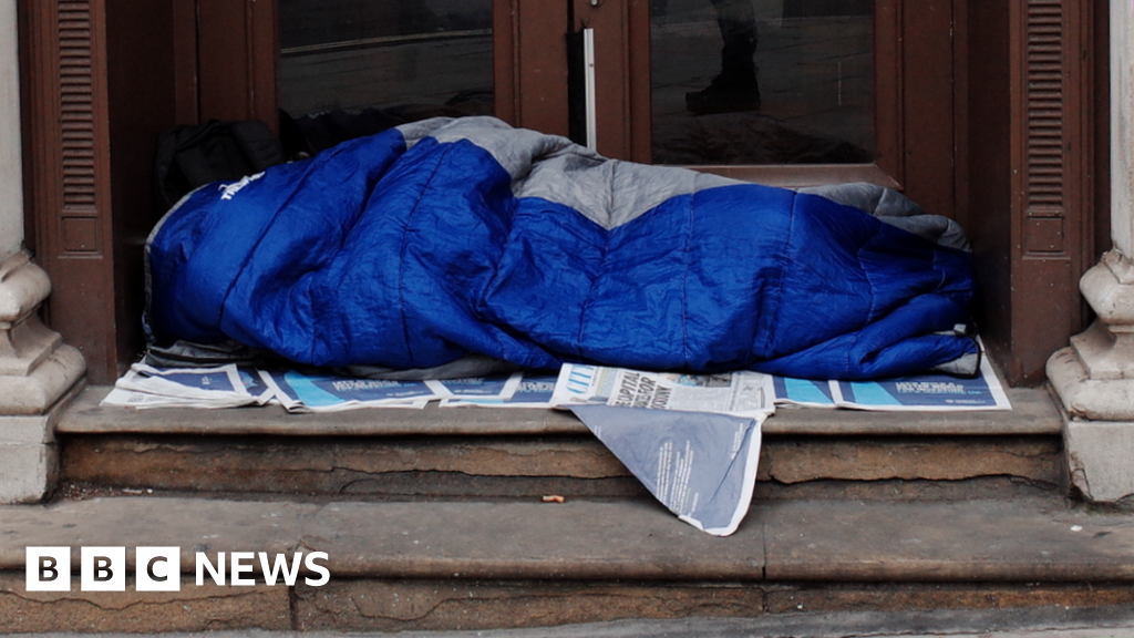 Coronavirus: Call to fund housing for all homeless in outbreak