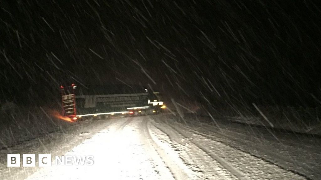 Snow disruption warning stepped down - BBC News
