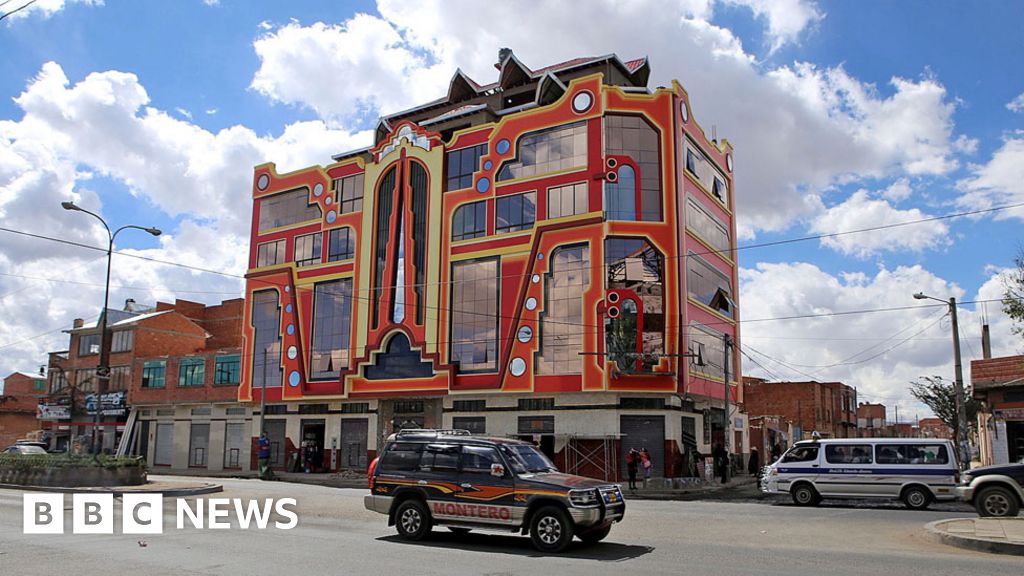In pictures: Bolivia's colourful Andean mansions - BBC News In pictures: Bolivia's colourful Andean mansions - BBC News