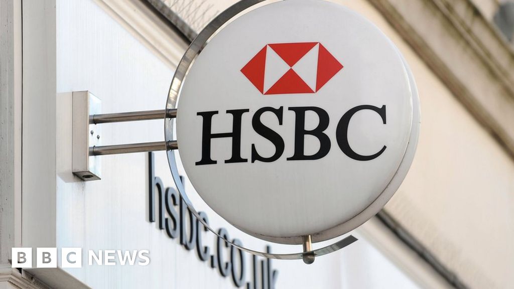 HSBC to move Edinburgh call centre to Hamilton - BBC News