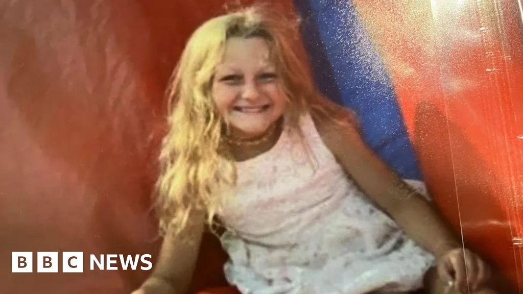 Lily Lockwood: Mother destroyed after drug-driver kills girl - BBC News