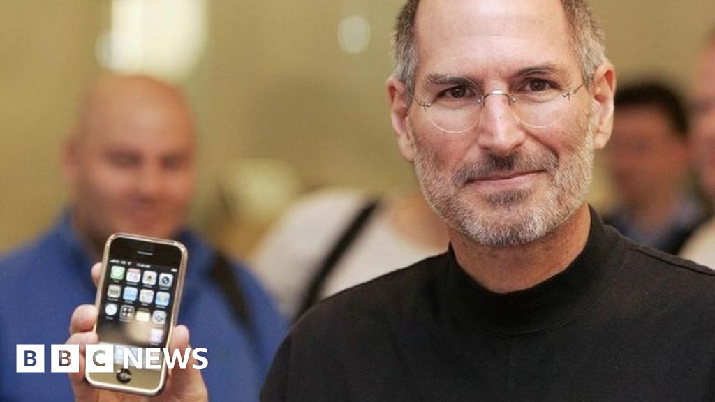 iPhone X: 10 key moments leading up to the new handset - BBC News