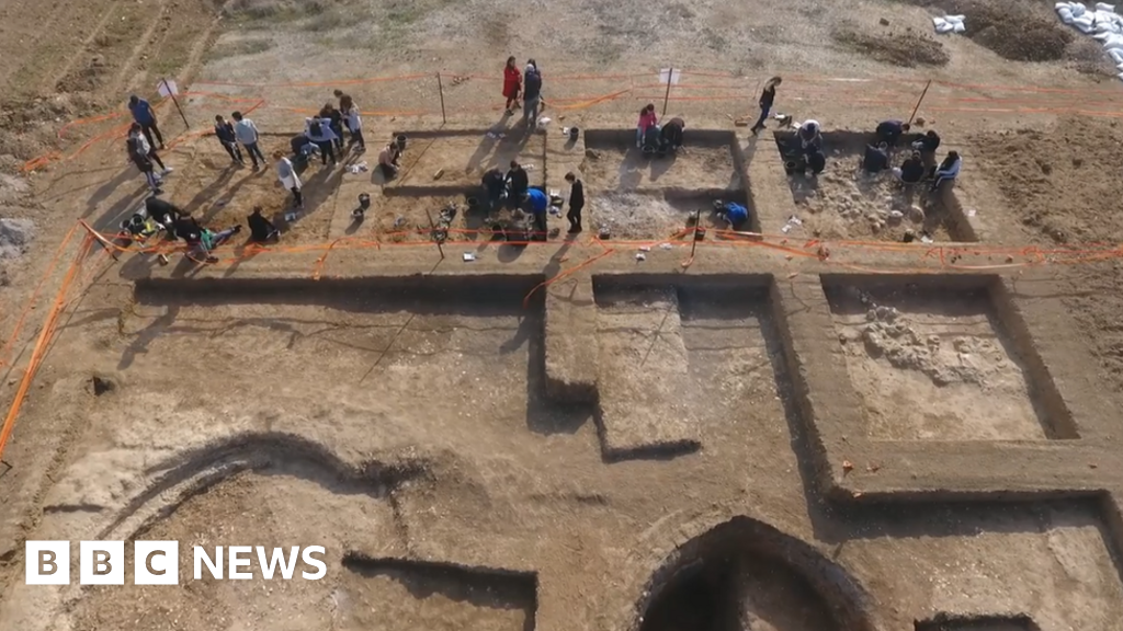 Israelis find rare Roman fish sauce factory