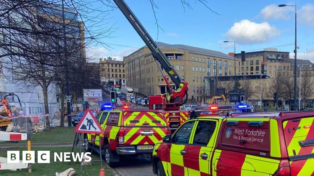 Bradford Odeon Fire Crews Tackle Blaze At Former Cinema Bbc News