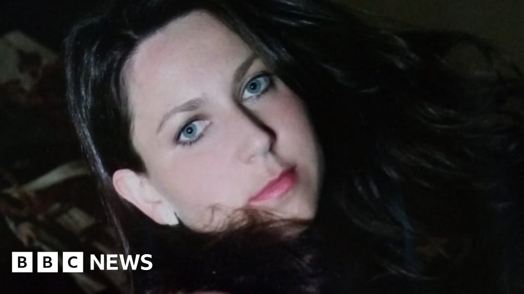 Colchester murder: Man jailed for stabbing wife in 'jealous rage'