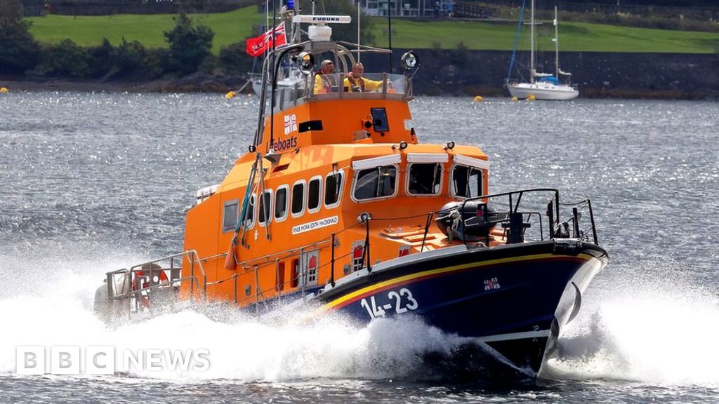 Two rescued from life raft near Oban after abandoning boat