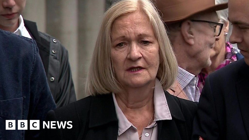 Sally Challen: 'I just wanted to say how happy I am' - BBC News