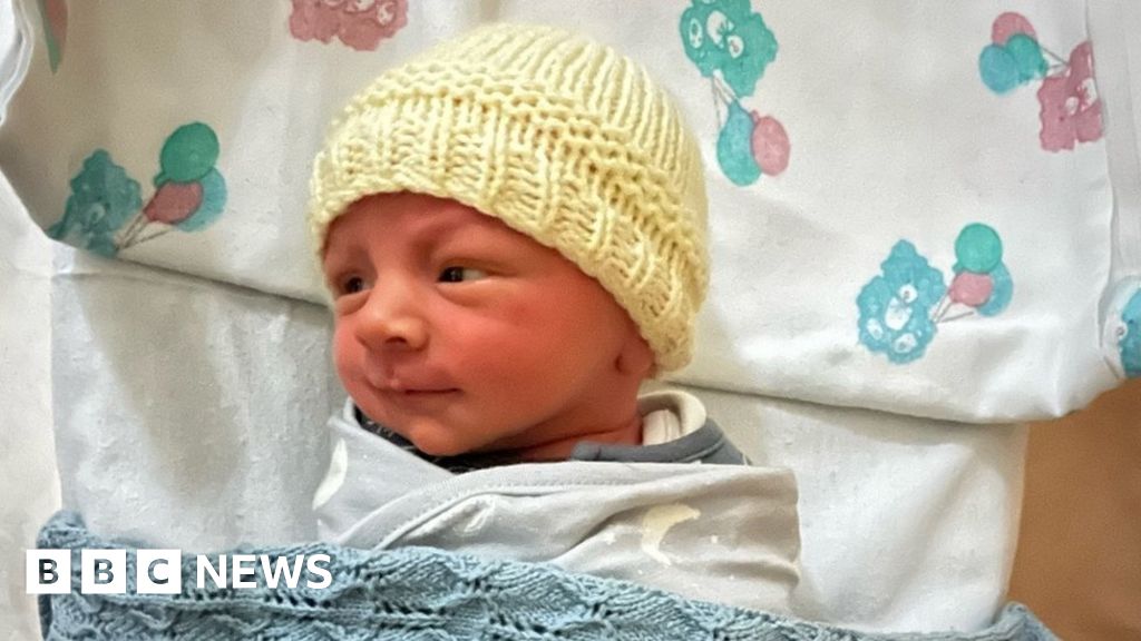 Derby couple say 'little progress' made since baby's death