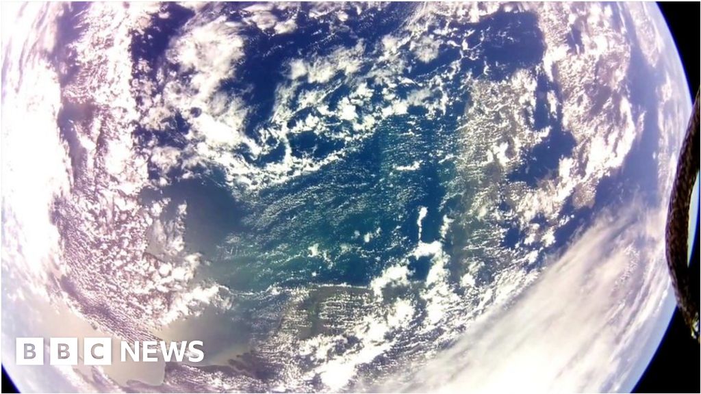 Space Pi: Microcomputer pictures Planet Earth - BBC News